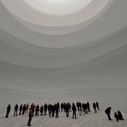 Tons of Art: Christo Unveils World’s Largest Indoor Sculpture | Urbanist