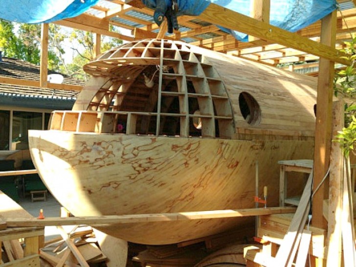 Tsunami Ark: Handmade Flood-Proof Floating Wood Capsule | Urbanist