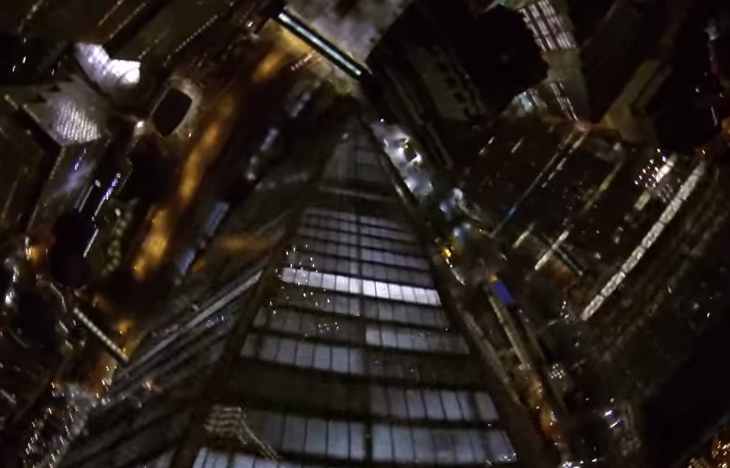 Caught on Video: Illegal BASE Jump Off NYC Freedom Tower - WebUrbanist