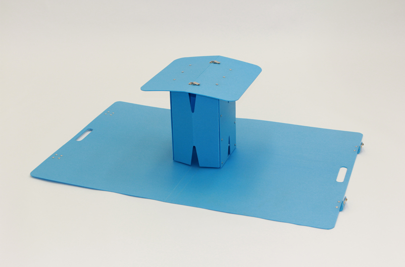 Pop-Up Portfolio: Mobile Furniture Folds Flat Between Pages | Urbanist