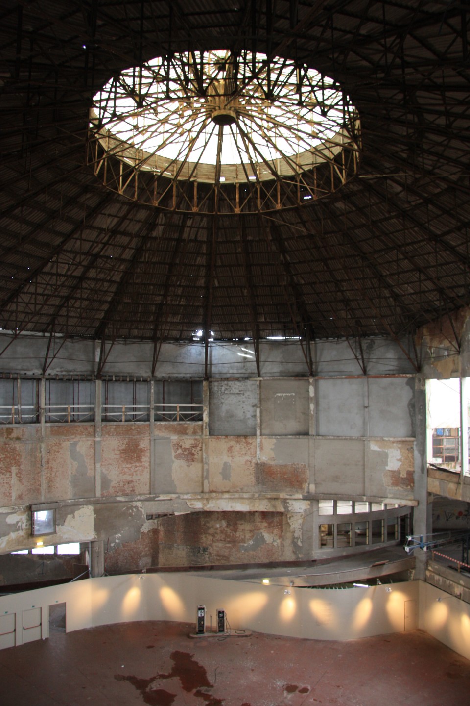 No Clowning Around: 11 Sad Abandoned Circuses & Carnivals | Urbanist