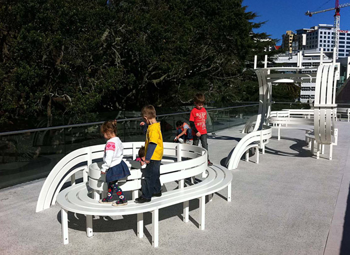 Social Seating: 14 Public Benches Foster Urban Interactions | Urbanist