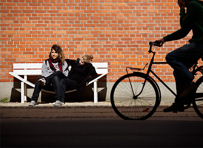 Social Seating: 14 Public Benches Foster Urban Interactions | Urbanist