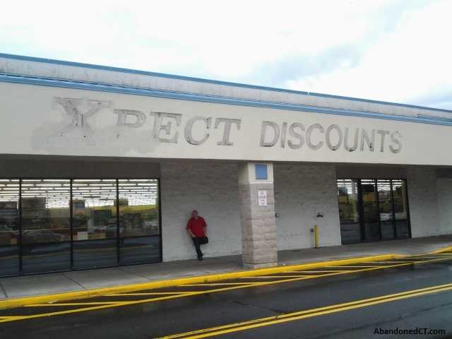The Bucks Stop Here: 9 Closed & Abandoned Dollar Stores | Urbanist