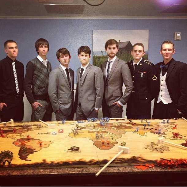 Big Game Hunting: The World’s 9 Biggest Board Games - WebUrbanist