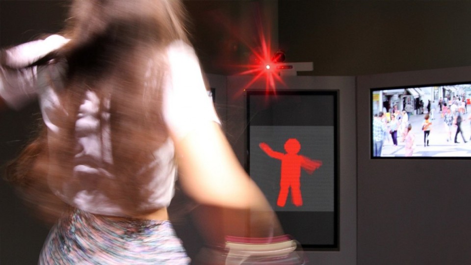 Dancing Traffic Signal Makes Crossing the Street More Fun - WebUrbanist