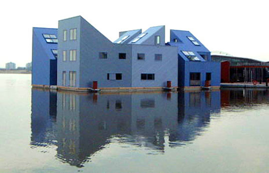 Amphibious Architecture: 12 Flood-Proof Home Designs | Urbanist