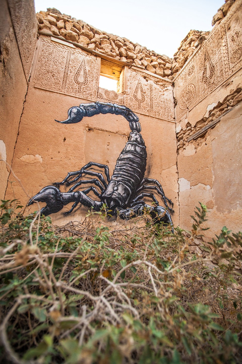 Well Rounded: 7 Animal Murals on Abandoned Buildings in Africa | Urbanist