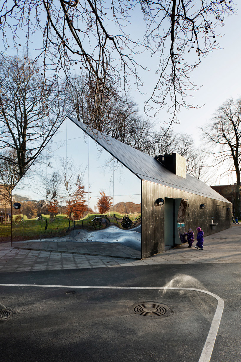 Deceptively Reflective: 12 Mirrored Buildings Trick the Eye | Urbanist