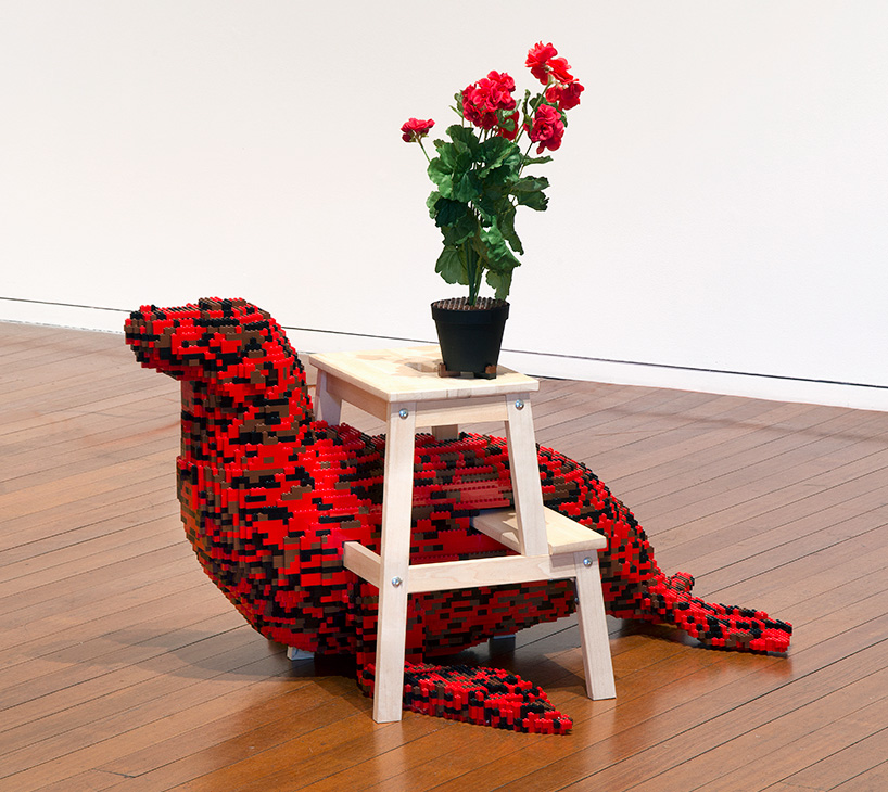Brilliant Brick Creations: 13 Amazing LEGO Gadgets & Artworks | Urbanist