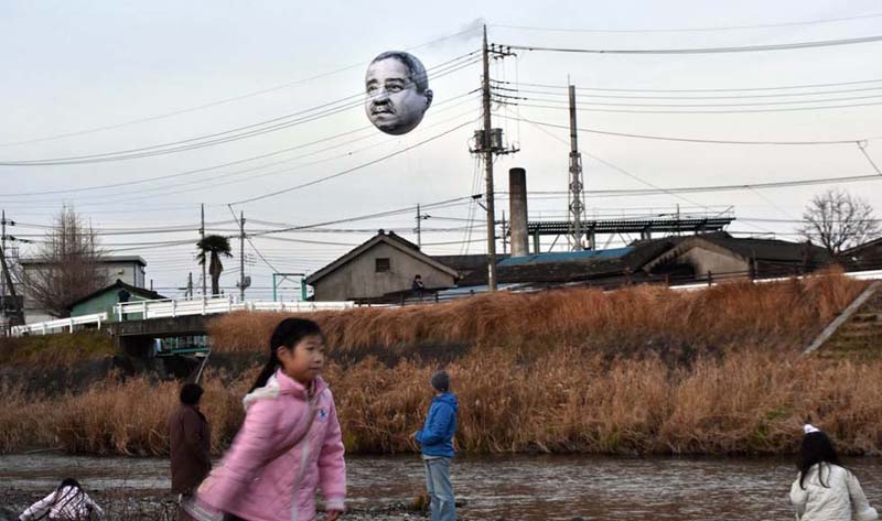 That’s No Moon: Artists Launch Huge Human Head Balloon | Urbanist