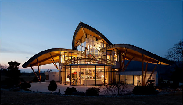 Aerodynamic Avian Architecture: 12 Bird-Inspired Buildings | Urbanist