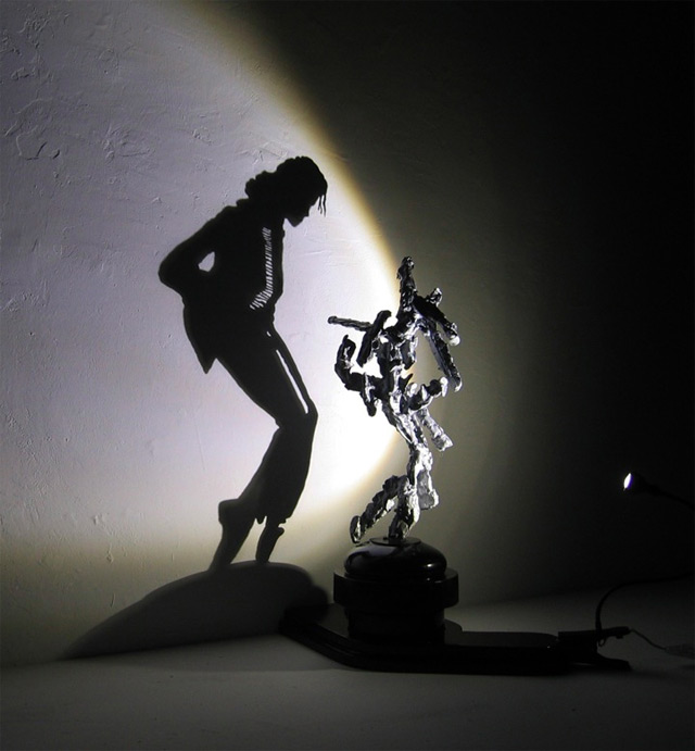 Drawing with Darkness: 24 Incredible Works of Shadow Art | Urbanist