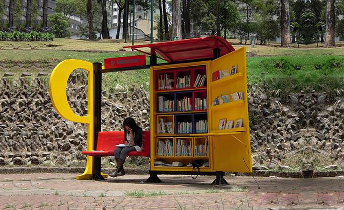 Mobile Pop-Up Libraries: 12 Temporary & Traveling Book Lenders ...
