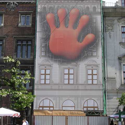 Wrap It Up! 10 Creative Building Scrims & Scaffolds | Urbanist
