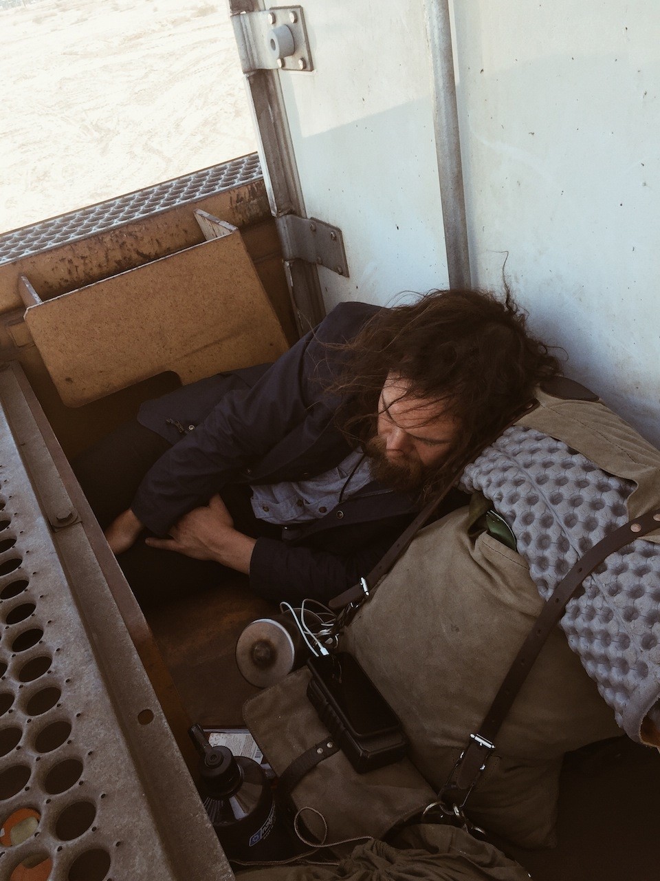 High-Tech Hobos: Train-Hopping Vagabonds of the Digital Age - WebUrbanist