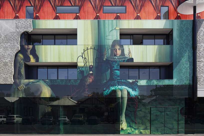Portrait of a City: 31 Photographic Urban Street Art Murals | Urbanist