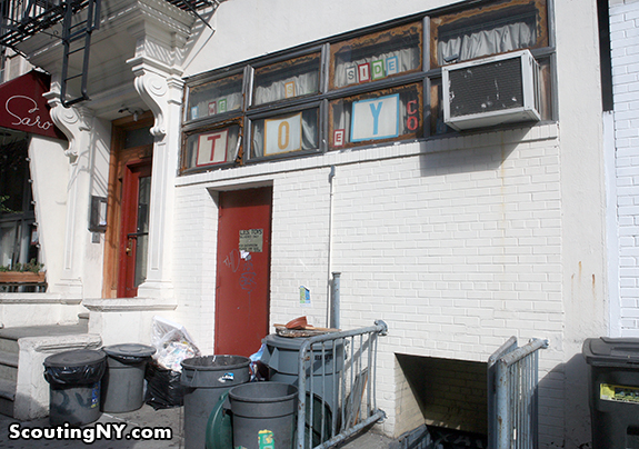 Stealth Structures: 10 Buildings That Aren’t What They Seem - WebUrbanist