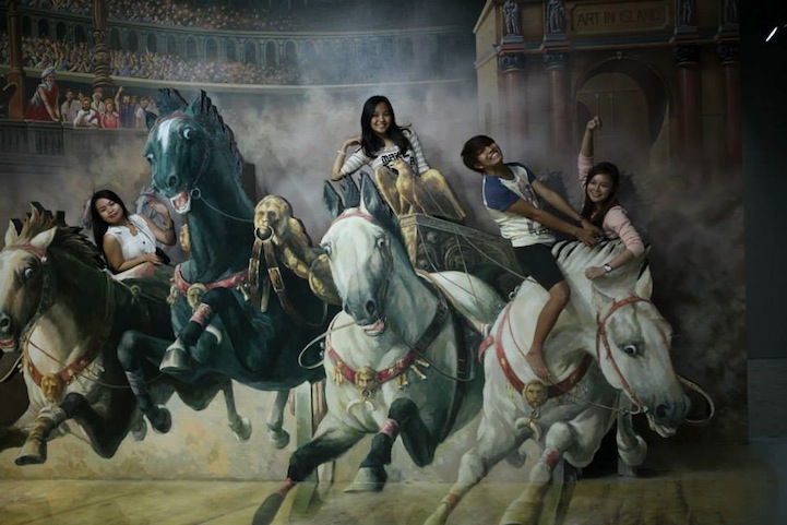 Interactive Museum: Play in Paintings, Become Part of the Art | Urbanist