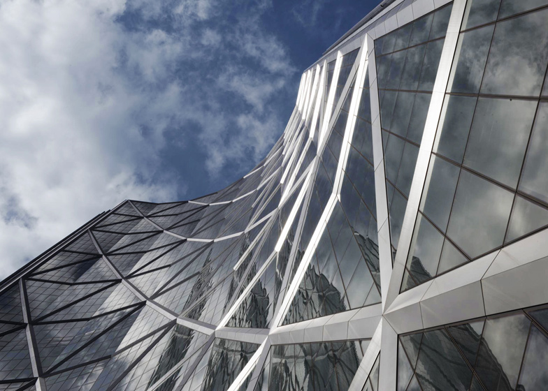 Enter the Void: 14 Creatively Concave & Sliced-Out Structures - WebUrbanist