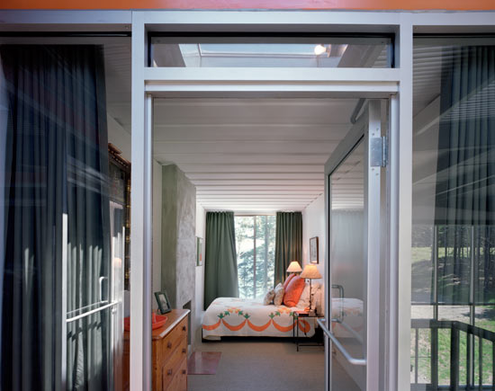Great Crates: 10 Beautiful Shipping Container Conversions | Urbanist