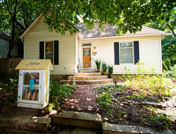 Free Little Libraries: 25 Contextual Designs & Creative Reuses | Urbanist