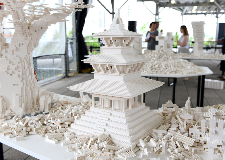 2 Tons of LEGO: 10 Architects Construct Interactive Micro-City ...