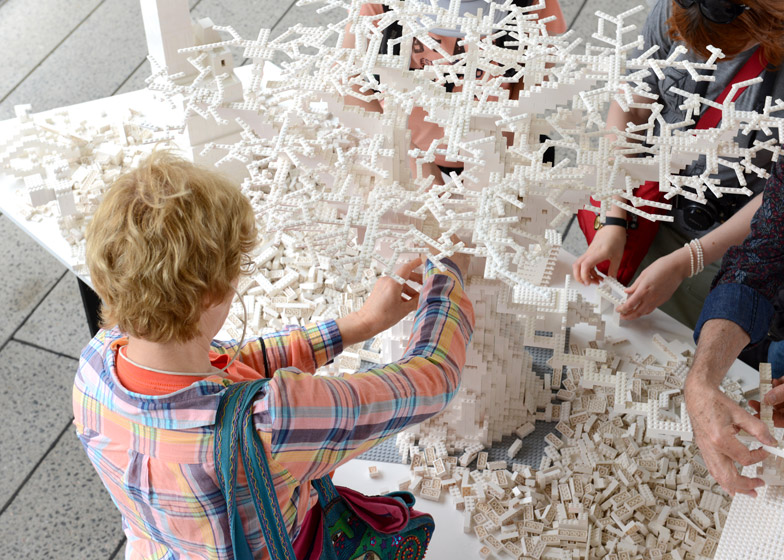 2 Tons of LEGO: 10 Architects Construct Interactive Micro-City ...
