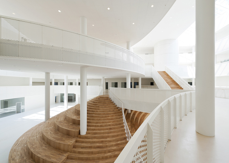 A Step Above The Rest: 15 Spectacular Modern Staircases | Urbanist
