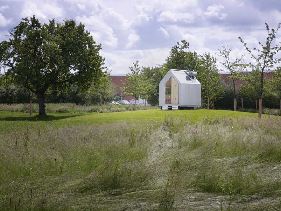 Mobile, Modern & Modular: 15 Capsules for Off-Grid Living - WebUrbanist