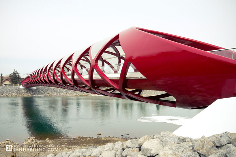 Crossing the Divide: 10 Totally Atypical Bridge Designs | Urbanist