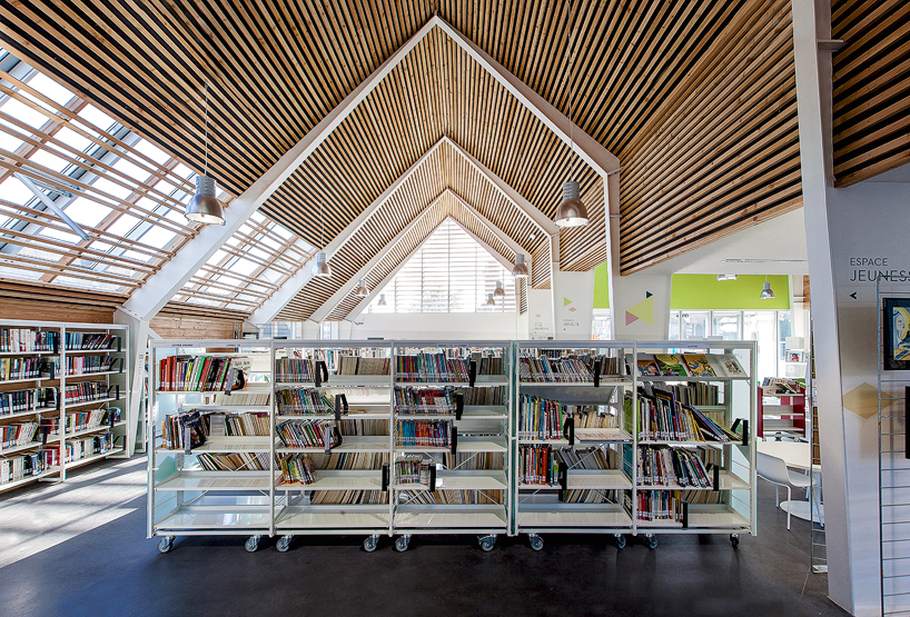 Room to Read in a Digital World: 14 Modern Library Designs - WebUrbanist