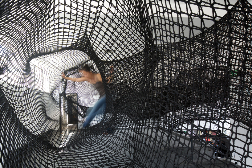 Climbing Cocoon: Ascend a Gallery Atrium Through a Net Tube | Urbanist