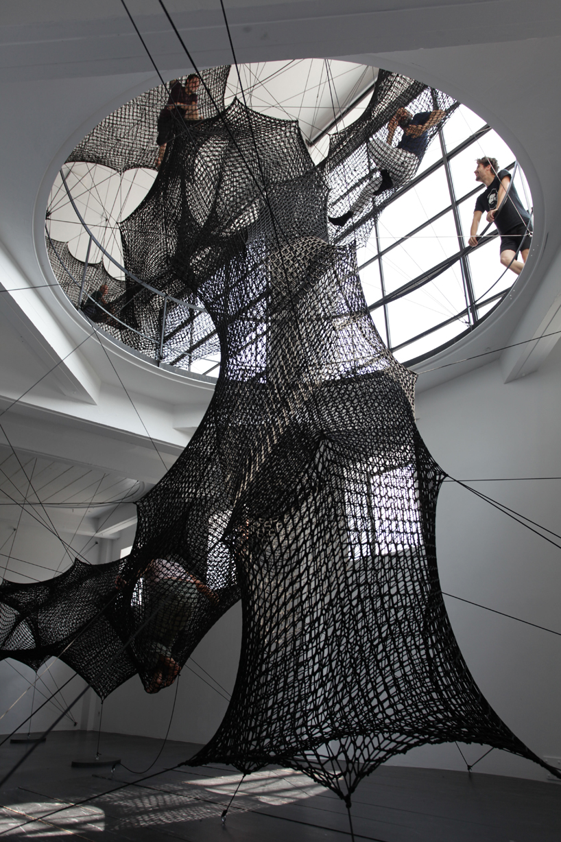 Climbing Cocoon: Ascend a Gallery Atrium Through a Net Tube | Urbanist