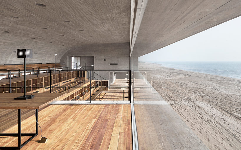 Beach Read: Monumental Concrete Library on the Edge of a Bay | Urbanist