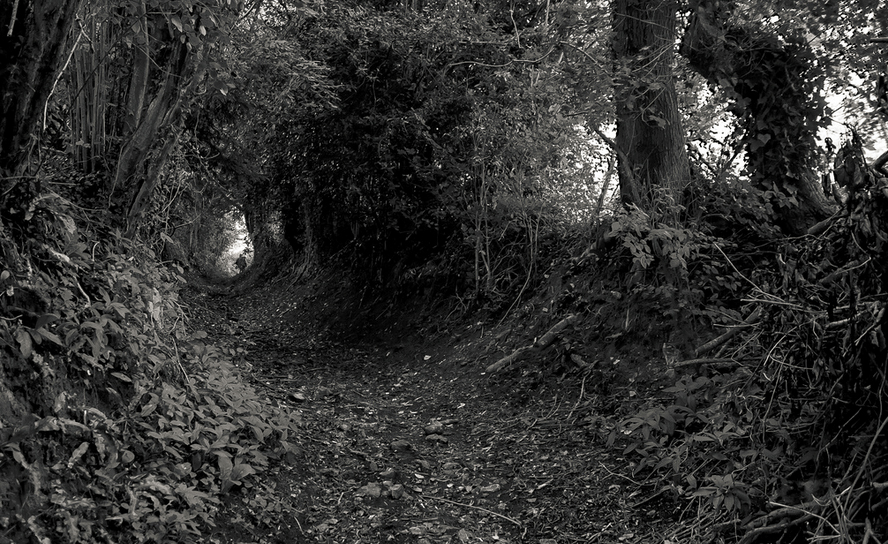 Holloway Roads: Tunnels Eroded by Passage of People Over Time - WebUrbanist