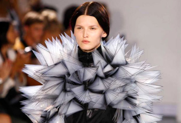 Wearable Architecture: 29 Structural Silhouettes in Fashion | Urbanist