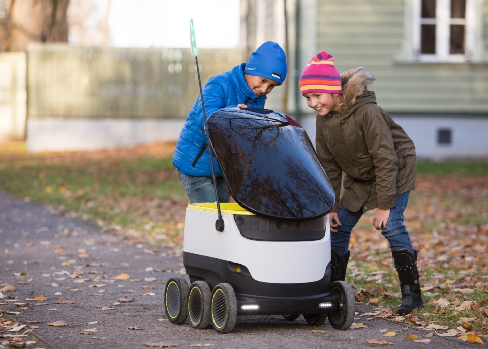 Robotic Delivery: 6-Wheeled Drones Set to Roll Out in London - WebUrbanist