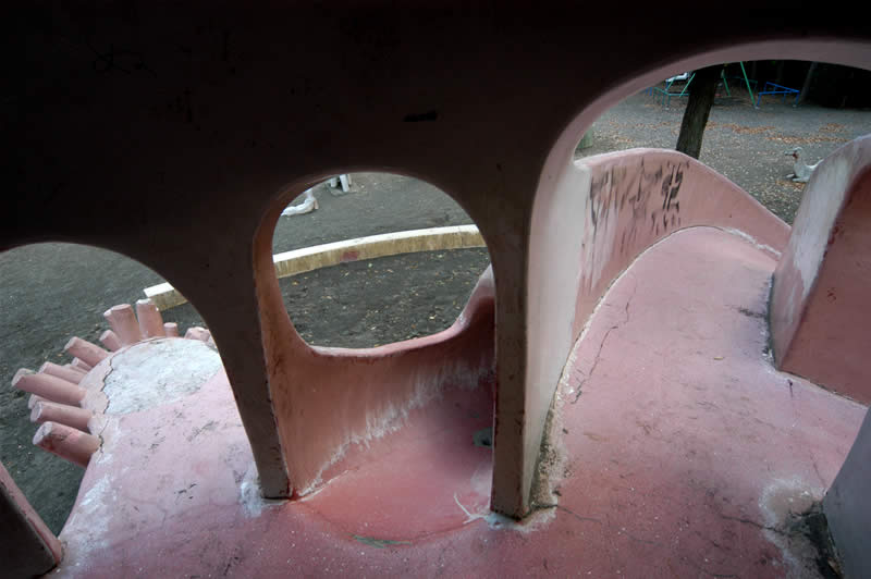 Suckers! Japan’s Ubiquitous Octopus Playground Slides | Urbanist