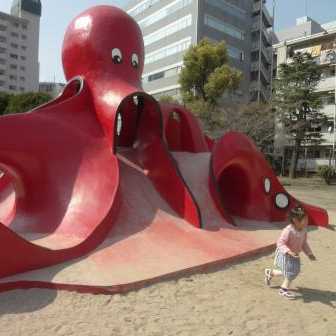 Suckers! Japan’s Ubiquitous Octopus Playground Slides | Urbanist