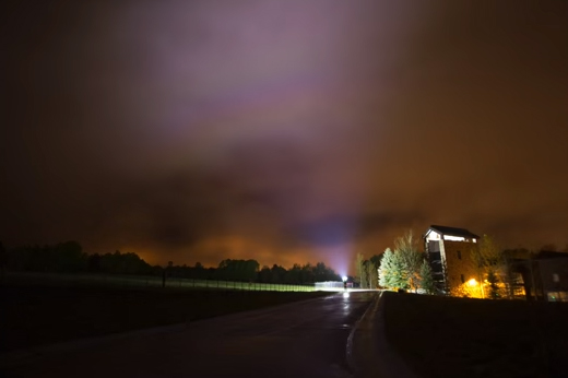 World’s Brightest Flashlight: Brilliant 1000-Watt DIY Lantern - WebUrbanist