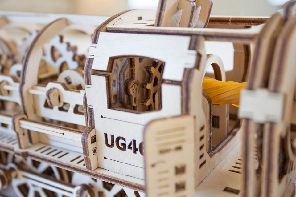 Not Your Average Model Train: Self-Propelled Mechanical Toys | Urbanist