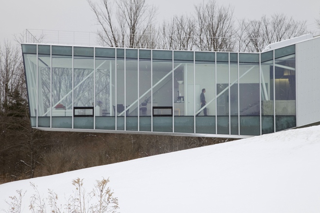 Architecture with Nothing to Hide: 13 Glass Box Buildings | Urbanist