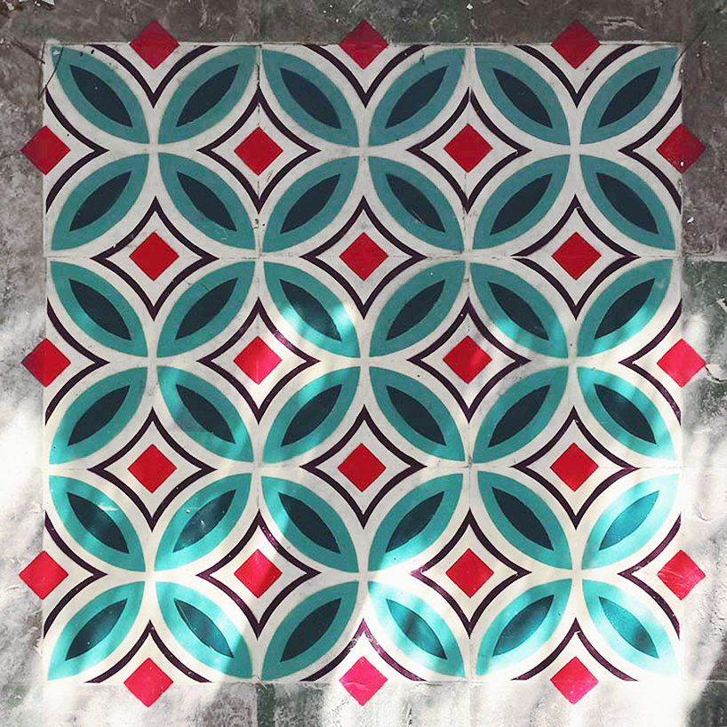 Mosaic Murals: Tile Patterns Spray-Painted in Deserted Spaces | Urbanist