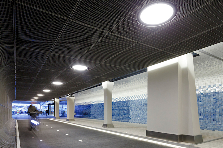 80,000 Tiles Tell Story of Amsterdam’s Growth in New Bike Tunnel | Urbanist