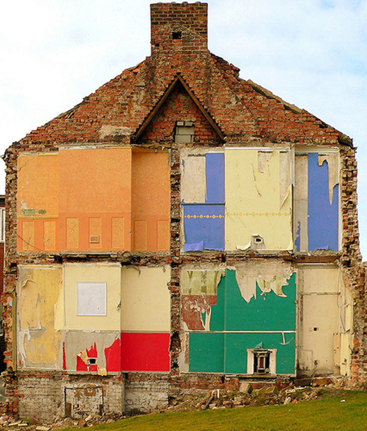 Ghosts of Architecture Past: 14 Fossils of Fallen Buildings | Urbanist