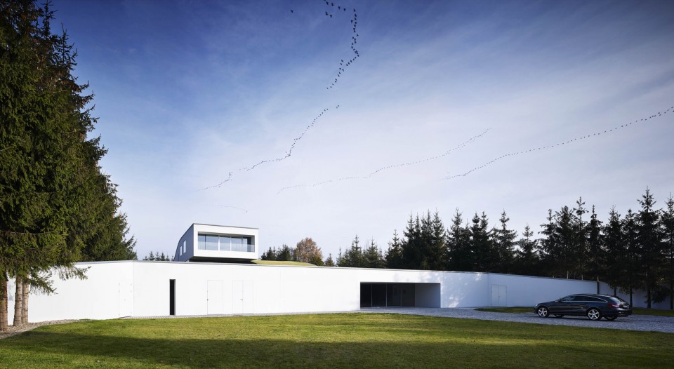 Modern Hobbit Houses: 12 Works of Earth-Sheltered Architecture | Urbanist