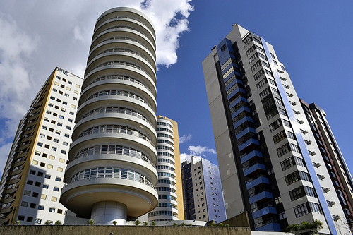 Dynamic Architecture: 13 Buildings with Moving Parts | Urbanist