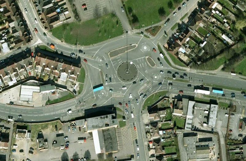 Diverging Diamond: Novel Highway Design Eliminates Hazardous Left Turns ...