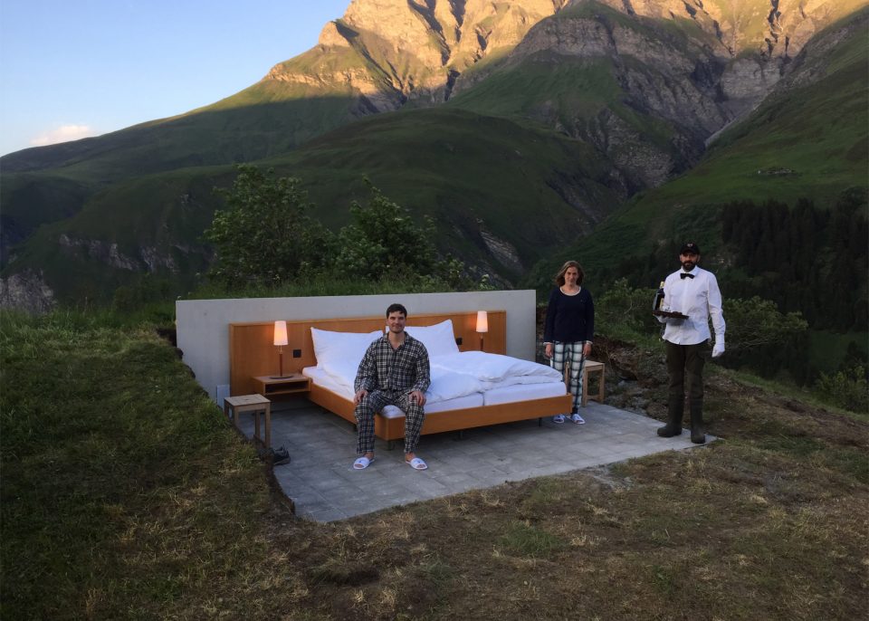 Open-Air Hotel: Infinite-Star Accommodations on the Swiss Alps | Urbanist